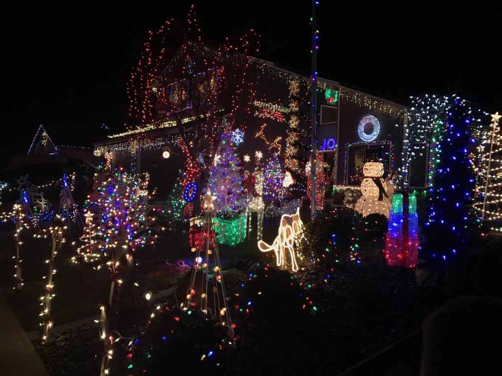 Best Christmas Lights Displays in Northern California - Hello Sensible
