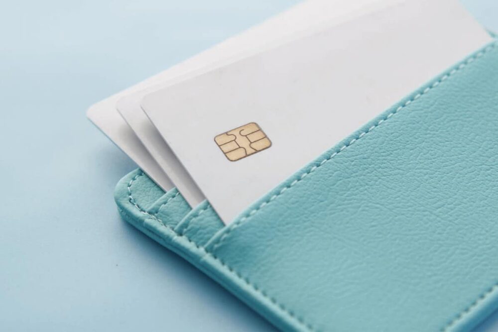 The Best Free Debit Cards For Kids To Teach Them About Money Hello 