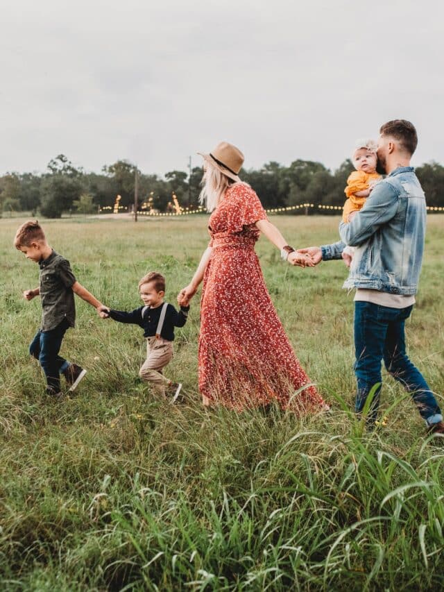 Blended Family Challenges and Tips To Overcome Them Story - Hello Sensible